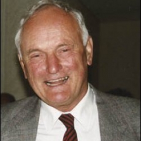 Ian Sutherland's Instagram, Twitter & Facebook on IDCrawl